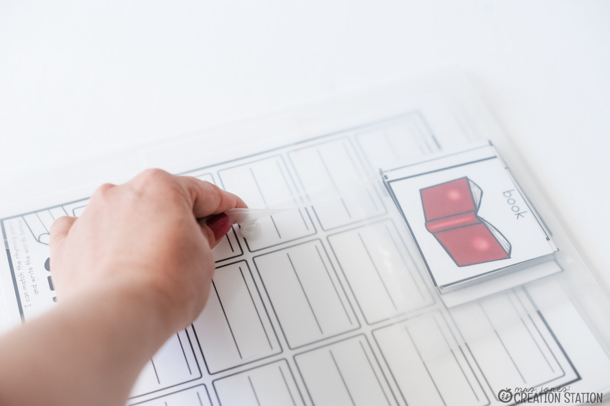 PHONICS LITERACY STATIONS - Mrs. Jones Creation Station